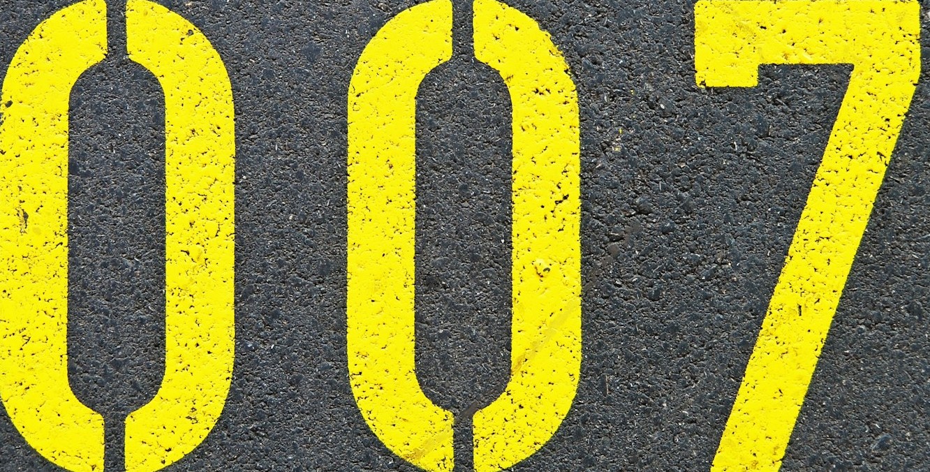 Battle of the Bonds: Daniel Craig or Sean Connery? - The Perspective